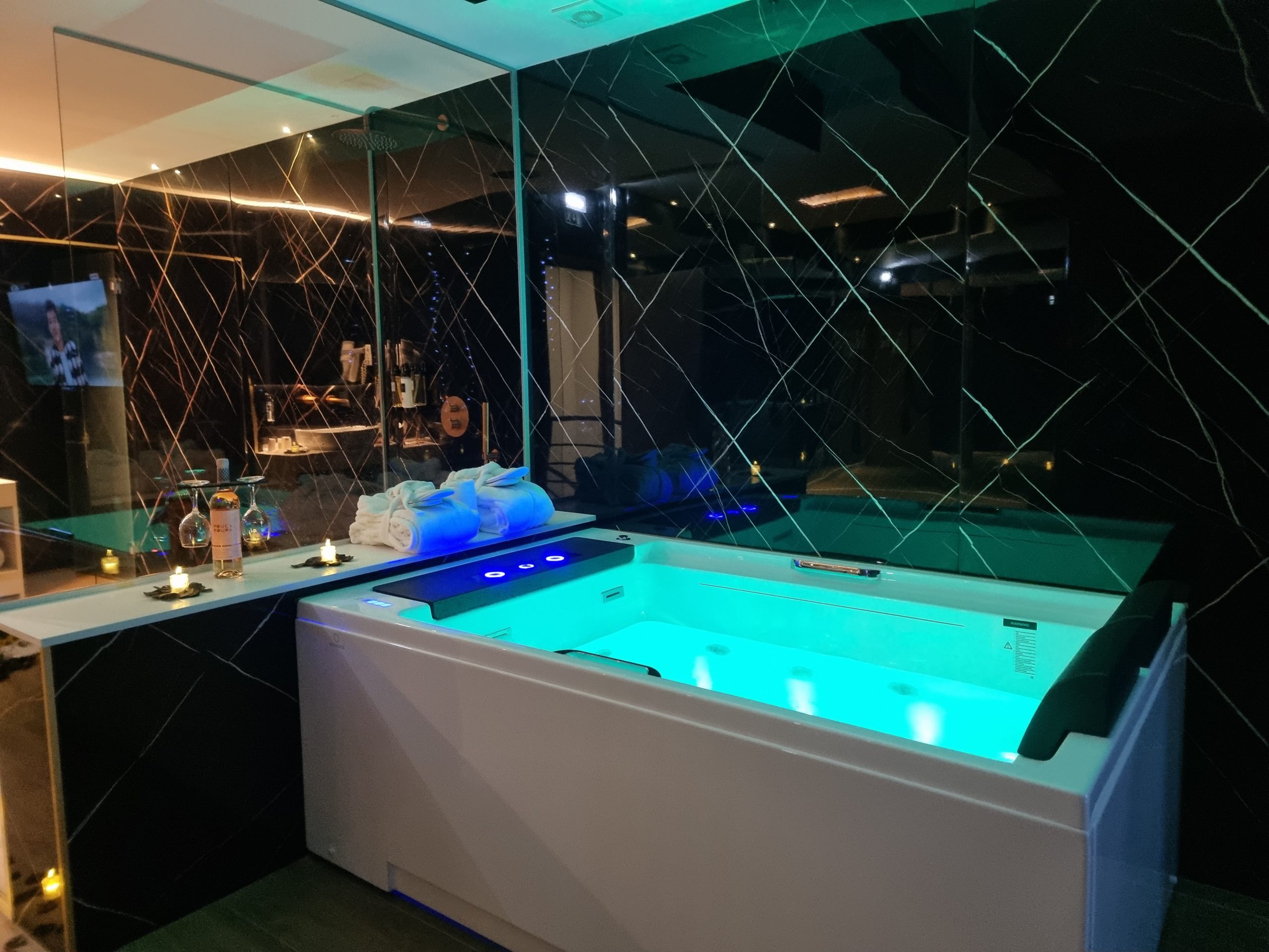Suite Jacuzzi Deluxe - Motel Século